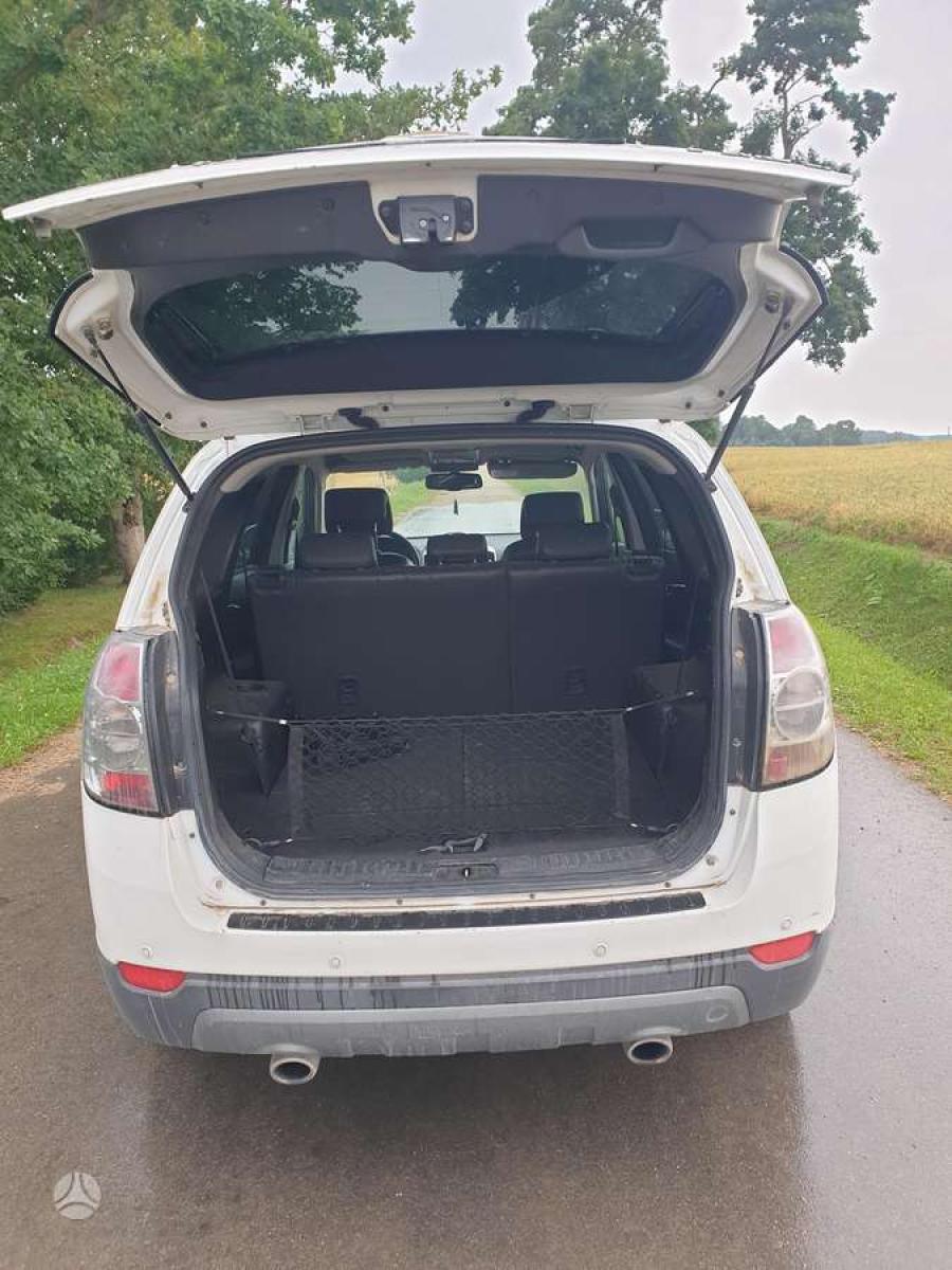Balts Chevrolet Captiva 2010 Radviliškis, ar dzinēja tilpumu 0.00 L un nobraukumu 399 tūkst. km par 3900 €, foto 6 vietnē AUTOMOTO.COM.LV