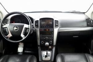 Balts Chevrolet Captiva 2010 Tallina, ar dzinēja tilpumu 2.00 L un nobraukumu 236 tūkst. km par 1699 €, foto 6 vietnē AUTOMOTO.COM.LV