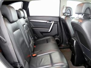 Balts Chevrolet Captiva 2010 Tallina, ar dzinēja tilpumu 2.00 L un nobraukumu 236 tūkst. km par 1699 €, foto 8 vietnē AUTOMOTO.COM.LV