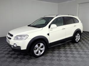 Balts Chevrolet Captiva 2010 Tallina, ar dzinēja tilpumu 2.00 L un nobraukumu 236 tūkst. km par 1699 €, foto 11 vietnē AUTOMOTO.COM.LV