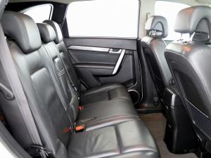 Balts Chevrolet Captiva 2010 Tallina, ar dzinēja tilpumu 2.00 L un nobraukumu 236 tūkst. km par 1699 €, foto 16 vietnē AUTOMOTO.COM.LV