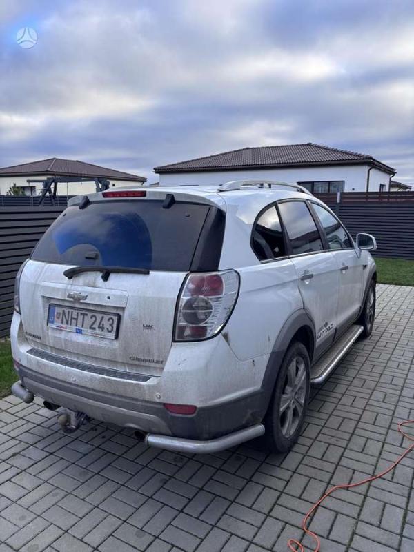 Balts Chevrolet Captiva 2011 Klaipėda, ar dzinēja tilpumu 2.20 L un nobraukumu 280 tūkst. km par 4000 €, foto 4 vietnē AUTOMOTO.COM.LV