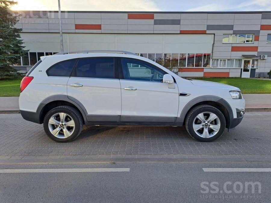 Balts Chevrolet Captiva 2011 Dobele, ar dzinēja tilpumu 2.20 L un nobraukumu 0 tūkst. km par 5350 €, foto 2 vietnē AUTOMOTO.COM.LV