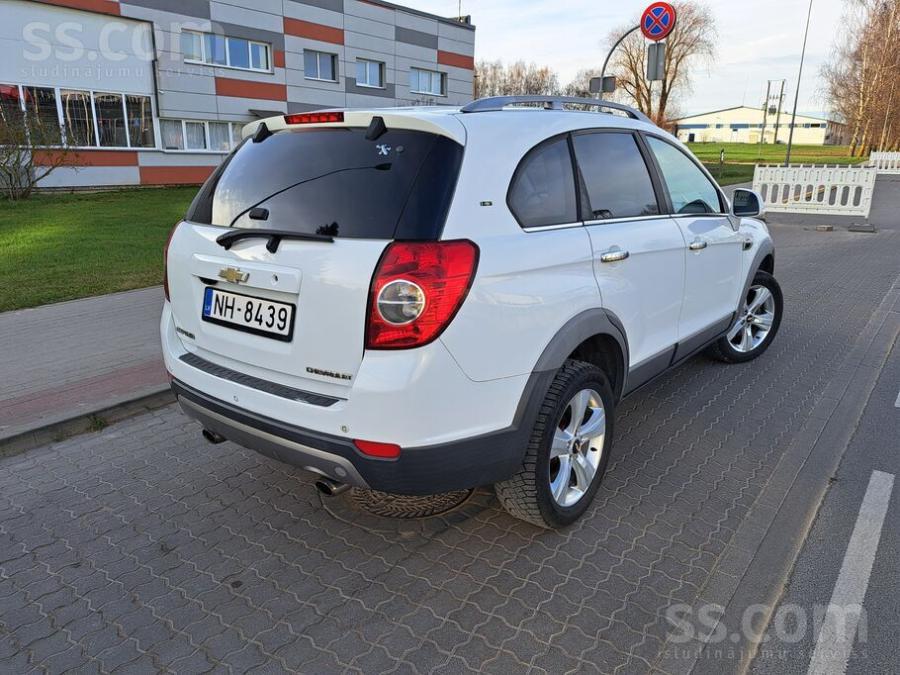 Balts Chevrolet Captiva 2011 Dobele, ar dzinēja tilpumu 2.20 L un nobraukumu 0 tūkst. km par 5350 €, foto 3 vietnē AUTOMOTO.COM.LV