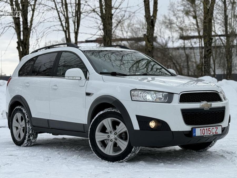White Chevrolet Captiva 2011 in Kaunas, with an engine capacity of 2.20 L and mileage of 205 thousand km for 4500 €, photo 5 on AUTOMOTO.COM.LV