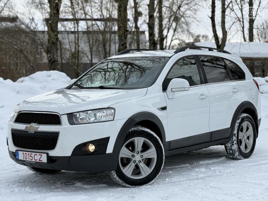 White Chevrolet Captiva 2011 in Kaunas, with an engine capacity of 2.20 L and mileage of 205 thousand km for 4500 €, photo 6 on AUTOMOTO.COM.LV