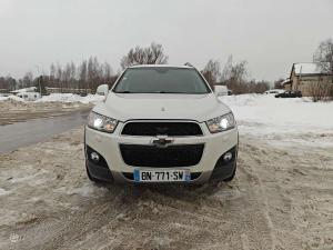 White Chevrolet Captiva 2011 in Taurage, with an engine capacity of 2.20 L and mileage of 251 thousand km for 5200 €, photo 8 on AUTOMOTO.COM.LV