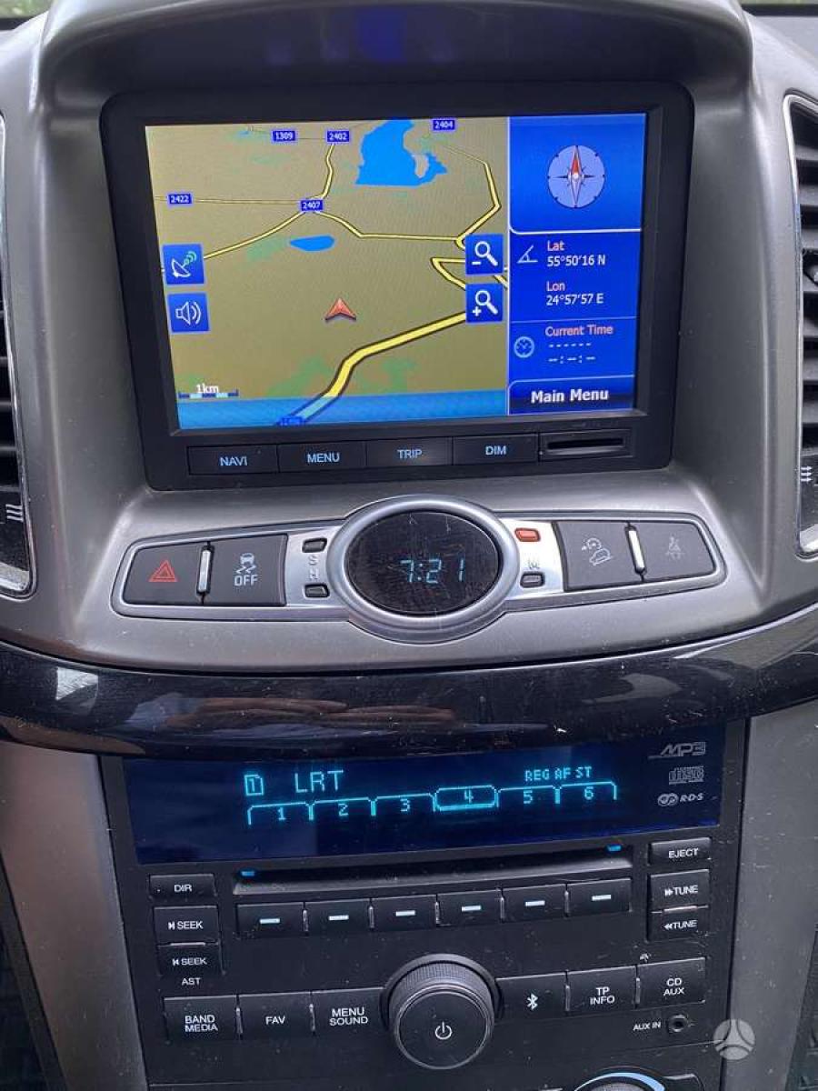 Balts Chevrolet Captiva 2011 Kupiškis, ar dzinēja tilpumu 2.38 L un nobraukumu 204 tūkst. km par 3500 €, foto 17 vietnē AUTOMOTO.COM.LV