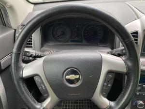 Balts Chevrolet Captiva 2011 Kupiškis, ar dzinēja tilpumu 2.38 L un nobraukumu 204 tūkst. km par 3500 €, foto 22 vietnē AUTOMOTO.COM.LV