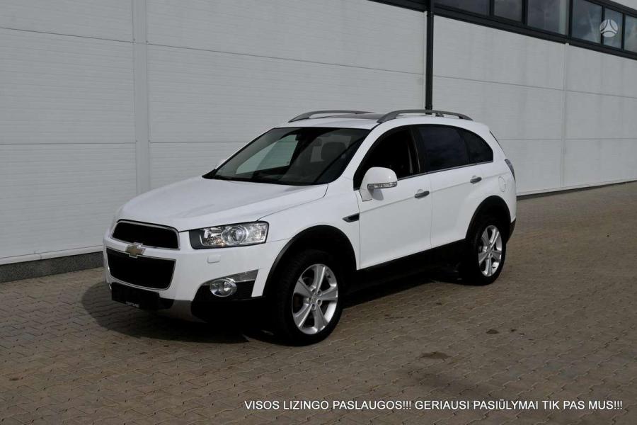 White Chevrolet Captiva 2011 in Kretinga, with an engine capacity of 2.20 L and mileage of 230 thousand km for 6299 €, photo 16 on AUTOMOTO.COM.LV