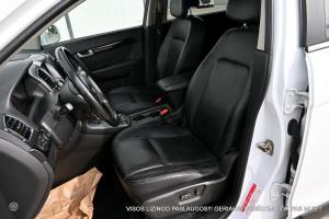 White Chevrolet Captiva 2011 in Kretinga, with an engine capacity of 2.20 L and mileage of 230 thousand km for 6299 €, photo 22 on AUTOMOTO.COM.LV