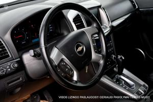 White Chevrolet Captiva 2011 in Kretinga, with an engine capacity of 2.20 L and mileage of 230 thousand km for 6299 €, photo 26 on AUTOMOTO.COM.LV