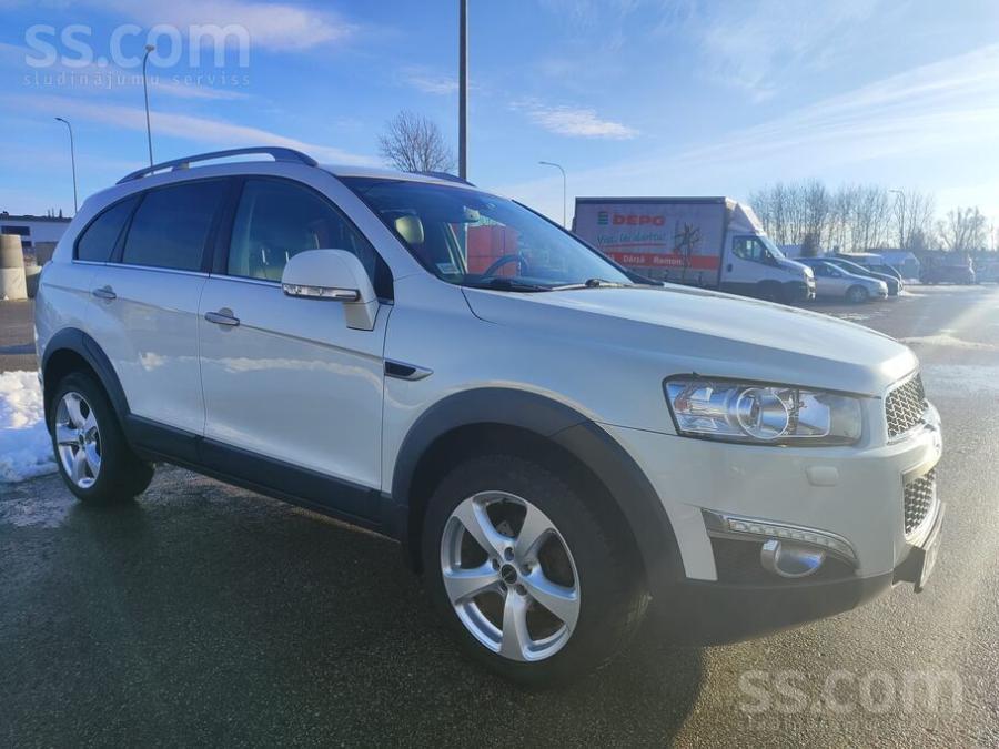Balts Chevrolet Captiva 2012 Daugavpils, ar dzinēja tilpumu 2.20 L un nobraukumu 185 tūkst. km par 6200 €, foto 6 vietnē AUTOMOTO.COM.LV
