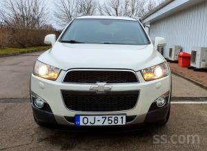 Balts Chevrolet Captiva 2012 Rīga, ar dzinēja tilpumu 2.20 L un nobraukumu 243 tūkst. km par 6200 €, foto 2 vietnē AUTOMOTO.COM.LV