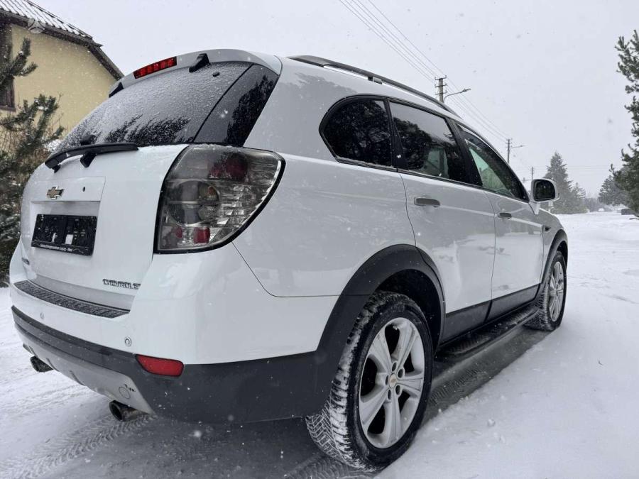 Balts Chevrolet Captiva 2012 Marijampole, ar dzinēja tilpumu 2.20 L un nobraukumu 170 tūkst. km par 5500 €, foto 7 vietnē AUTOMOTO.COM.LV