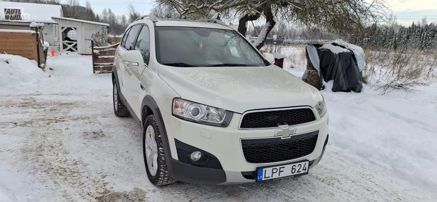Balts Chevrolet Captiva 2012 Viļņa, ar dzinēja tilpumu 2.20 L un nobraukumu 234 tūkst. km par 3500 €, foto 2 vietnē AUTOMOTO.COM.LV