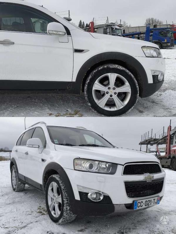White Chevrolet Captiva 2012 in Taurage, with an engine capacity of 2.23 L and mileage of 160 thousand km for 4800 €, photo 8 on AUTOMOTO.COM.LV