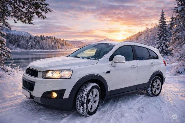 Balts Chevrolet Captiva 2012 Šauļi, ar dzinēja tilpumu 2.20 L un nobraukumu 240 tūkst. km par 4850 €, foto 1 vietnē AUTOMOTO.COM.LV