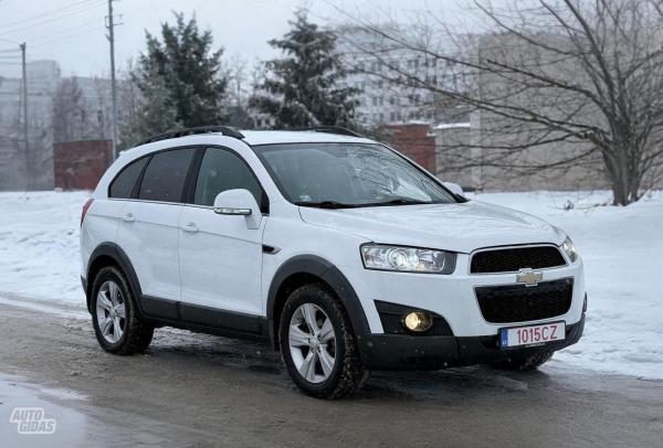 White Chevrolet Captiva 2012 in Kaunas, with an engine capacity of 2.20 L and mileage of 205 thousand km for 4500 €, photo 1 on AUTOMOTO.COM.LV