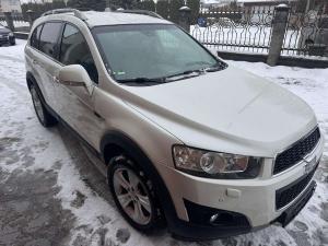 White Chevrolet Captiva 2012 in Marijampole, with an engine capacity of 2.20 L and mileage of 240 thousand km for 4000 €, photo 2 on AUTOMOTO.COM.LV