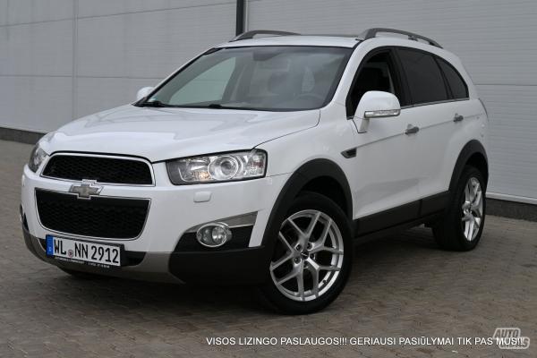 White Chevrolet Captiva 2012 in Kretinga, with an engine capacity of 2.20 L and mileage of 182 thousand km for 5899 €, photo 3 on AUTOMOTO.COM.LV