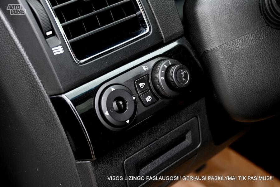Balts Chevrolet Captiva 2012 Kretinga, ar dzinēja tilpumu 2.20 L un nobraukumu 182 tūkst. km par 5899 €, foto 24 vietnē AUTOMOTO.COM.LV