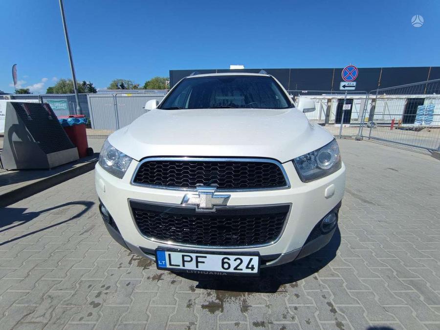 Balts Chevrolet Captiva 2012 Kauņa, ar dzinēja tilpumu 2.20 L un nobraukumu 240 tūkst. km par 3600 €, foto 3 vietnē AUTOMOTO.COM.LV
