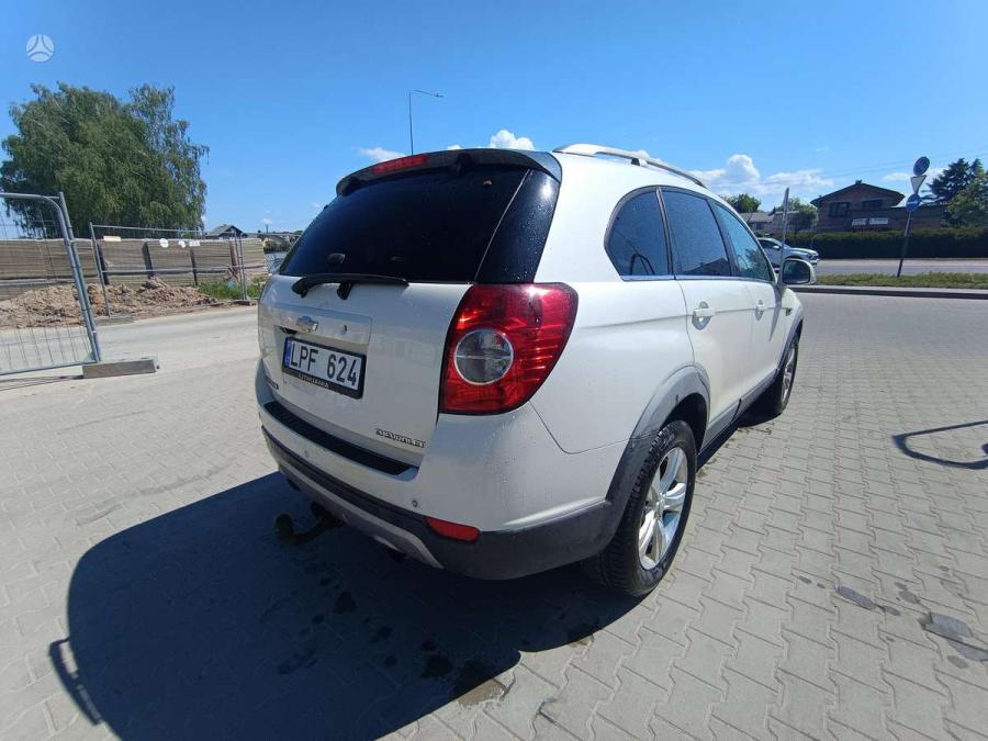 Balts Chevrolet Captiva 2012 Kauņa, ar dzinēja tilpumu 2.20 L un nobraukumu 240 tūkst. km par 3600 €, foto 13 vietnē AUTOMOTO.COM.LV