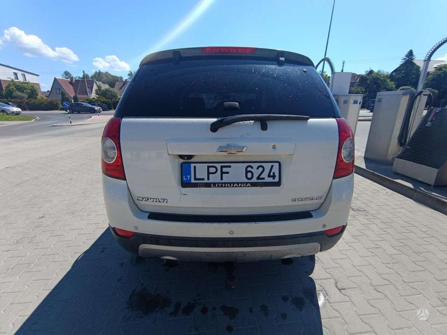 Balts Chevrolet Captiva 2012 Kauņa, ar dzinēja tilpumu 2.20 L un nobraukumu 240 tūkst. km par 3600 €, foto 16 vietnē AUTOMOTO.COM.LV