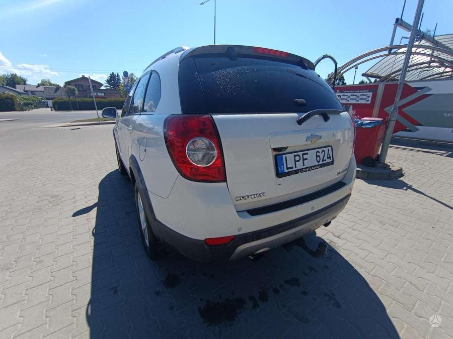 Balts Chevrolet Captiva 2012 Kauņa, ar dzinēja tilpumu 2.20 L un nobraukumu 240 tūkst. km par 3600 €, foto 17 vietnē AUTOMOTO.COM.LV