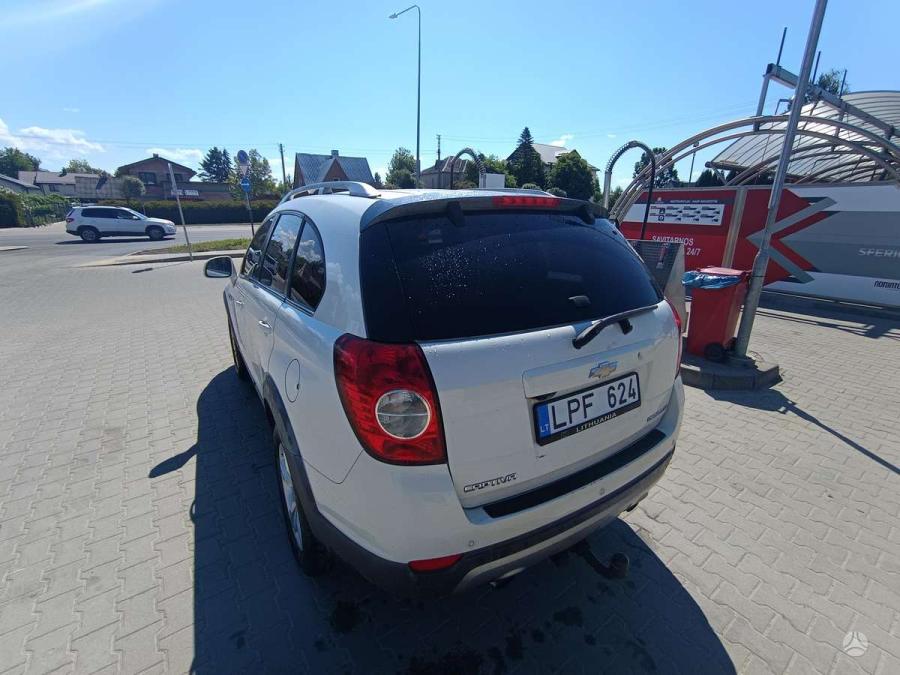 Balts Chevrolet Captiva 2012 Kauņa, ar dzinēja tilpumu 2.20 L un nobraukumu 240 tūkst. km par 3600 €, foto 18 vietnē AUTOMOTO.COM.LV