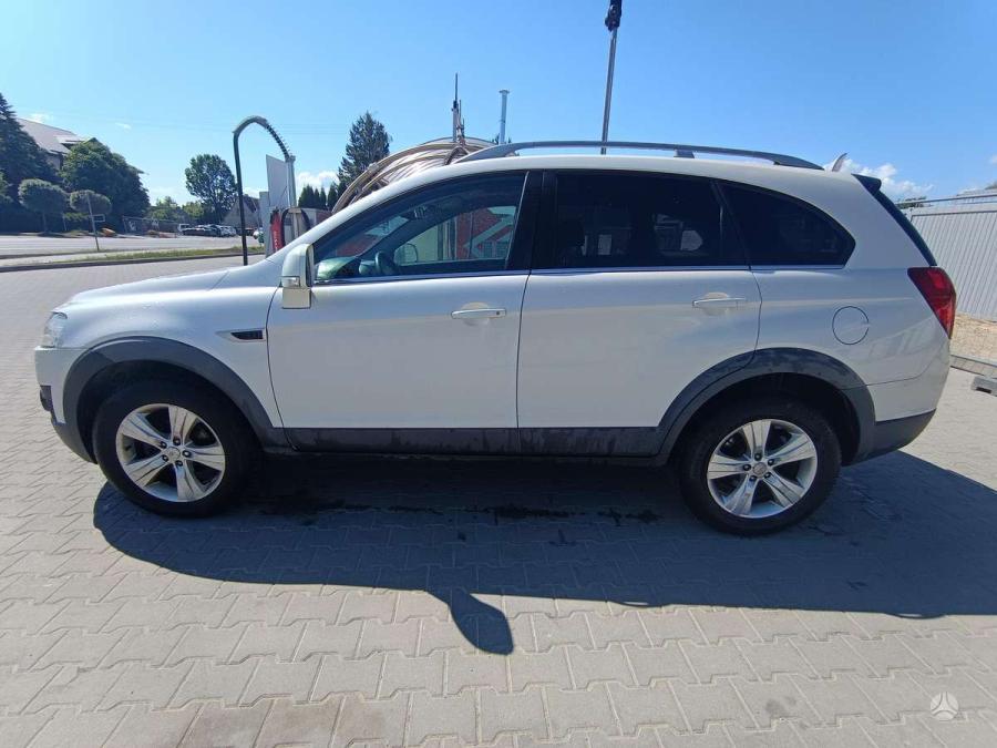 Balts Chevrolet Captiva 2012 Kauņa, ar dzinēja tilpumu 2.20 L un nobraukumu 240 tūkst. km par 3600 €, foto 22 vietnē AUTOMOTO.COM.LV
