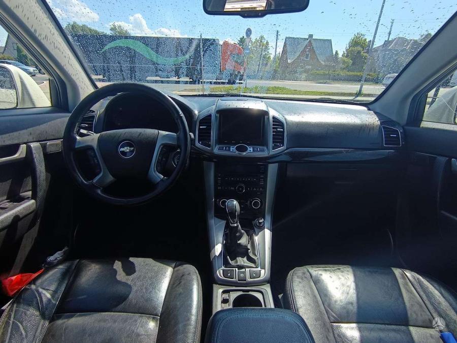 Balts Chevrolet Captiva 2012 Kauņa, ar dzinēja tilpumu 2.20 L un nobraukumu 240 tūkst. km par 3600 €, foto 31 vietnē AUTOMOTO.COM.LV