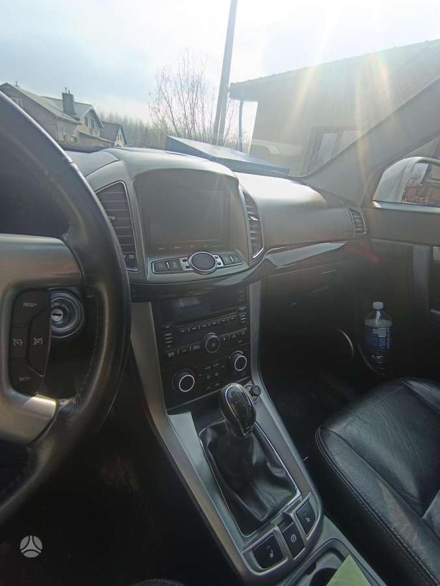 Balts Chevrolet Captiva 2012 Kauņa, ar dzinēja tilpumu 2.20 L un nobraukumu 240 tūkst. km par 3600 €, foto 32 vietnē AUTOMOTO.COM.LV