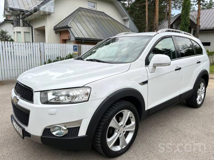 Balts Chevrolet Captiva 2012 Rīga, ar dzinēja tilpumu 2.20 L un nobraukumu 220 tūkst. km par 5590 €, foto 1 vietnē AUTOMOTO.COM.LV