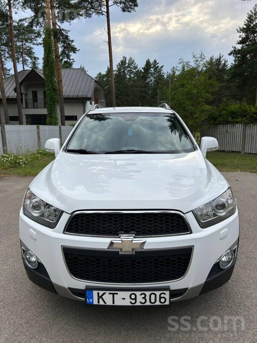 Balts Chevrolet Captiva 2012 Rīga, ar dzinēja tilpumu 2.20 L un nobraukumu 220 tūkst. km par 5590 €, foto 3 vietnē AUTOMOTO.COM.LV