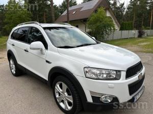 Balts Chevrolet Captiva 2012 Rīga, ar dzinēja tilpumu 2.20 L un nobraukumu 220 tūkst. km par 5590 €, foto 4 vietnē AUTOMOTO.COM.LV