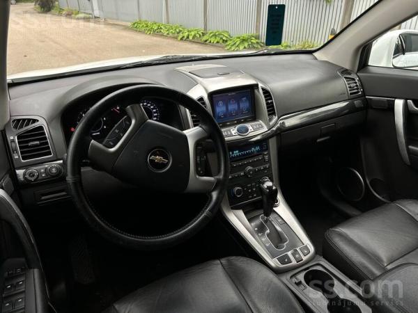 Balts Chevrolet Captiva 2012 Rīga, ar dzinēja tilpumu 2.20 L un nobraukumu 220 tūkst. km par 5590 €, foto 8 vietnē AUTOMOTO.COM.LV