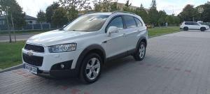 White Chevrolet Captiva 2012 in Siauliai, with an engine capacity of 2.20 L and mileage of 266 thousand km for 5350 €, photo 3 on AUTOMOTO.COM.LV