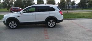 White Chevrolet Captiva 2012 in Siauliai, with an engine capacity of 2.20 L and mileage of 266 thousand km for 5350 €, photo 7 on AUTOMOTO.COM.LV
