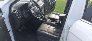 White Chevrolet Captiva 2012 in Siauliai, with an engine capacity of 2.20 L and mileage of 266 thousand km for 5350 €, photo 12 on AUTOMOTO.COM.LV