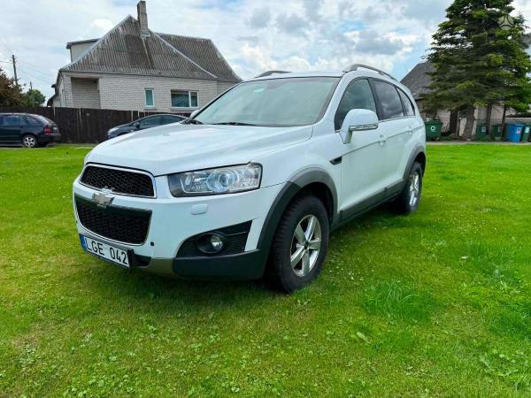 Balts Chevrolet Captiva 2012 Kauņa, ar dzinēja tilpumu 2.20 L un nobraukumu 220 tūkst. km par 3499 €, foto 1 vietnē AUTOMOTO.COM.LV
