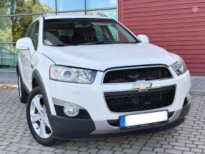 White Chevrolet Captiva 2012 in Klaipeda, with an engine capacity of 2.23 L and mileage of 239 thousand km for 4800 €, photo 6 on AUTOMOTO.COM.LV