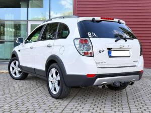 White Chevrolet Captiva 2012 in Klaipeda, with an engine capacity of 2.23 L and mileage of 239 thousand km for 4800 €, photo 7 on AUTOMOTO.COM.LV