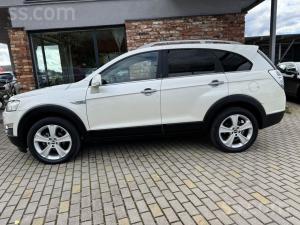 White Chevrolet Captiva 2012 in Talsi, with an engine capacity of 2.20 L and mileage of 251 thousand km for 6200 €, photo 8 on AUTOMOTO.COM.LV