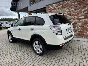 White Chevrolet Captiva 2012 in Talsi, with an engine capacity of 2.20 L and mileage of 251 thousand km for 6200 €, photo 9 on AUTOMOTO.COM.LV