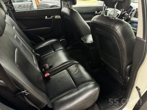 White Chevrolet Captiva 2012 in Talsi, with an engine capacity of 2.20 L and mileage of 251 thousand km for 6200 €, photo 15 on AUTOMOTO.COM.LV