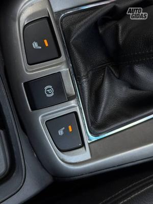 Balts Chevrolet Captiva 2012 Klaipėda, ar dzinēja tilpumu 2.20 L un nobraukumu 239 tūkst. km par 4800 €, foto 19 vietnē AUTOMOTO.COM.LV