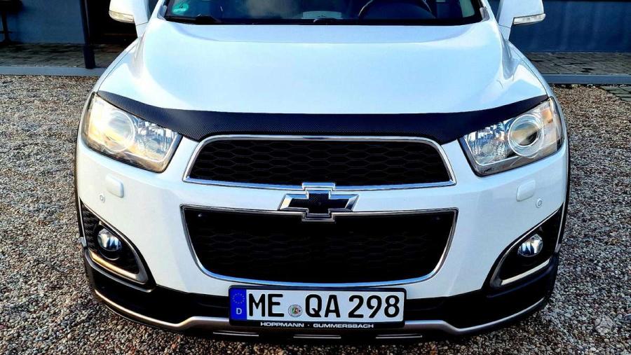White Chevrolet Captiva 2013 in Kretinga, with an engine capacity of 2.20 L and mileage of 178 thousand km for 7699 €, photo 5 on AUTOMOTO.COM.LV