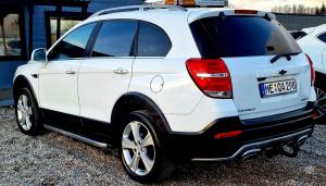 White Chevrolet Captiva 2013 in Kretinga, with an engine capacity of 2.20 L and mileage of 178 thousand km for 7699 €, photo 9 on AUTOMOTO.COM.LV